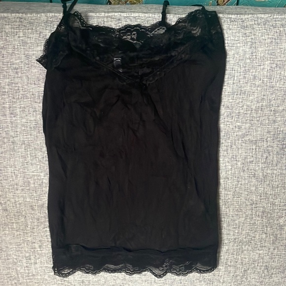 Xhilaration | Tops | Beautiful Black Lacy Tank Top With Wrinkled Crepe ...